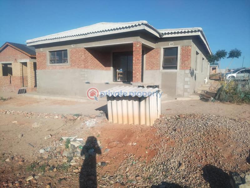 4 bedroom Houses For Sale Old Mutual Area Pumula South Bulawayo High ...