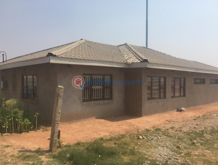 3 bedroom Houses For Sale Budiriro Harare High Density (PID: 4PAADN ...