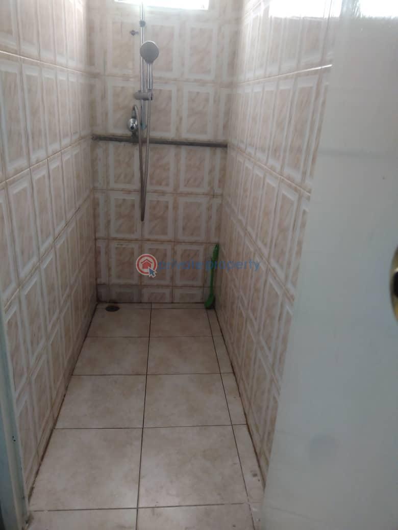 4 bedroom Houses For Sale Zengeza Chitungwiza Mashonaland East (PID ...