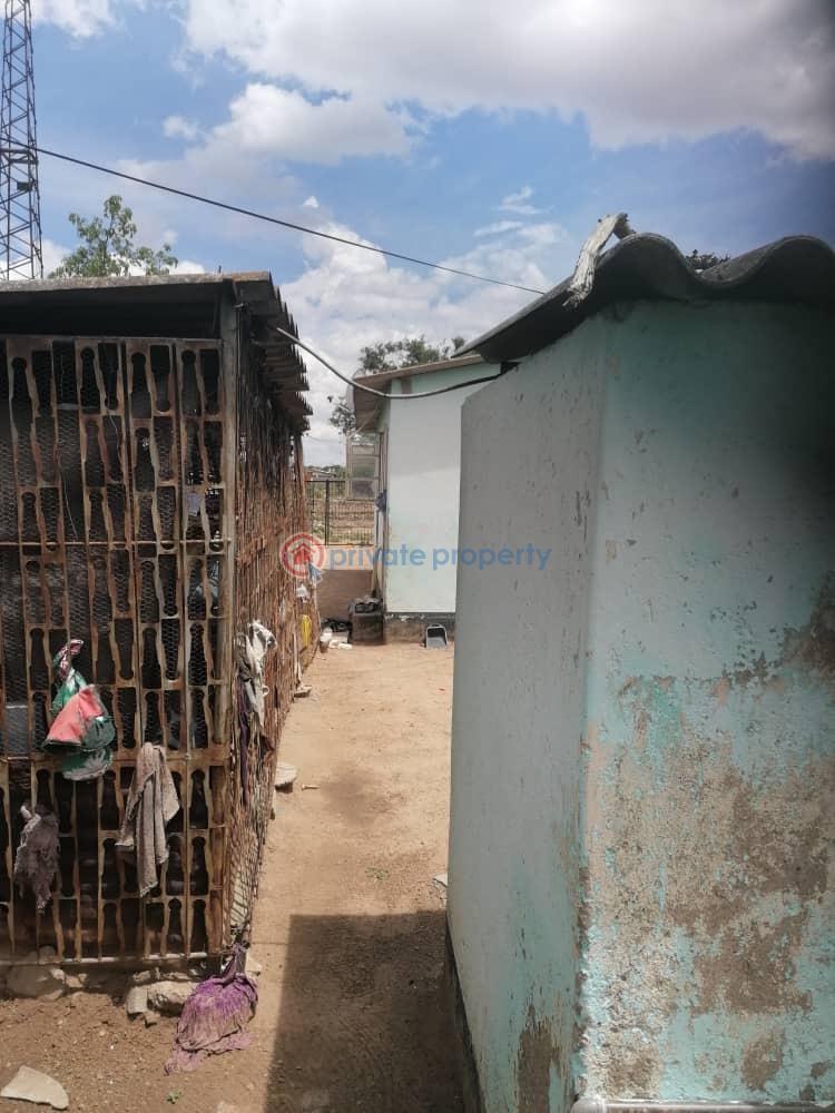 2 bedroom Houses For Sale Luveve Bulawayo High-Density (PID: 5PAAEM ...