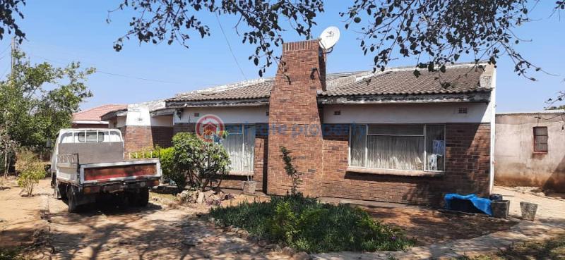 3 bedroom Houses For Sale Mahatshula Bulawayo High-Density (PID: 1PAAAN ...