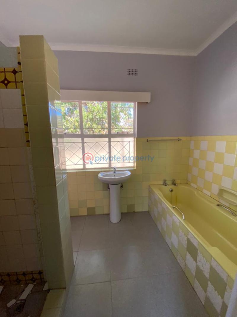 3 bedroom Houses For Sale Waterfalls Harare South (PID: 9PAAAC ...