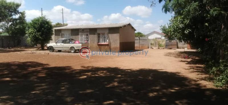 3 bedroom Houses For Sale Mahatshula North Sunning Hill Bulawayo East ...